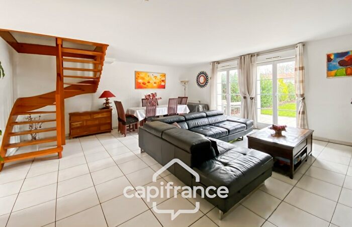 Maison à vendre - Bailly-Romainvilliers - 7 pièces - 6 chambres