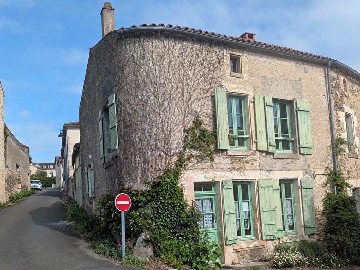 Vouvant : Maison 4 pièces à vendre