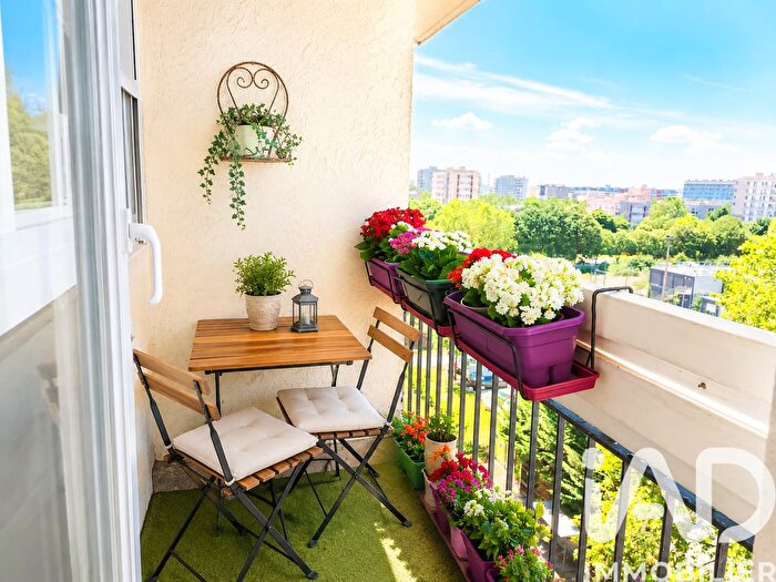 Appartement 3 pièces à Villeneuve-la-Garenne, Nord, à vendre