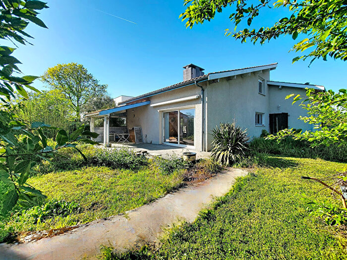 Maison à vendre - Parempuyre - 6 pièces - 4 chambres