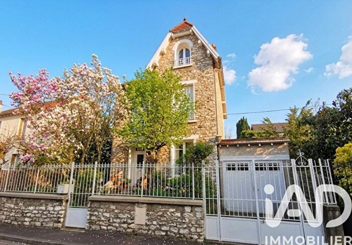 Maison à louer - Guernes - 5 pièces - 3 chambres