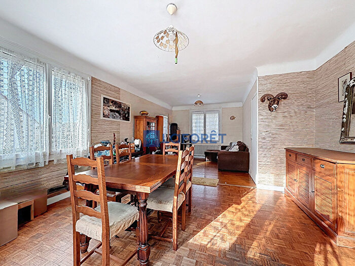 Maison à vendre - Saintry-sur-Seine - 6 pièces - 4 chambres