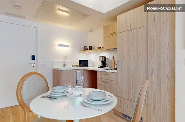 Appartement à louer - Nogent Village-Coulmiers, Nogent-sur-Marne - 2 pièces - 1 chambre