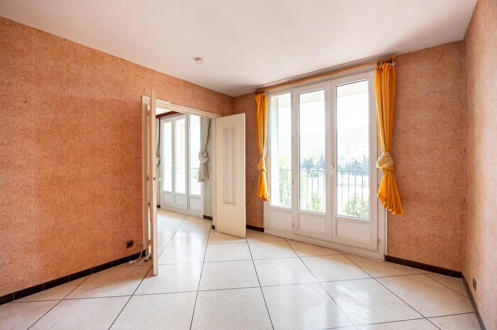 Appartement 4 pièces à vendre à Marseille 10ème, Saint-Tronc