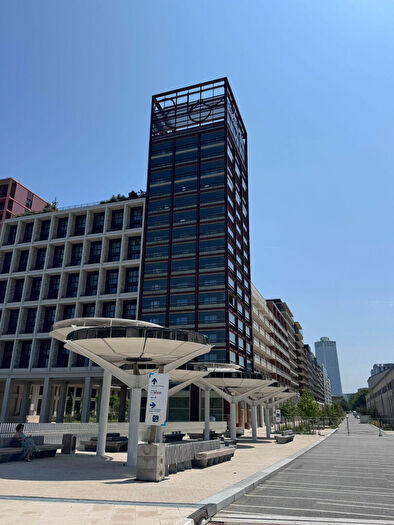 Appartement à vendre - Saint-Denis, Pleyel - 3 pièces - 2 chambres