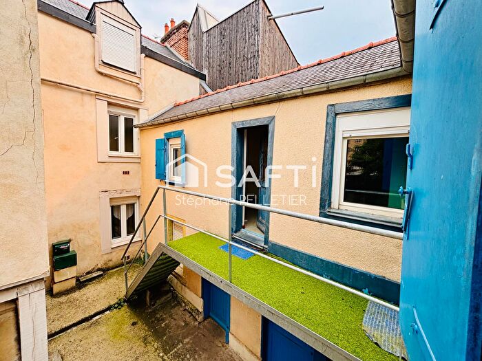 Maison à vendre - Quartiers Centre, Thabor, Oberthür - 2 pièces - 2 chambres