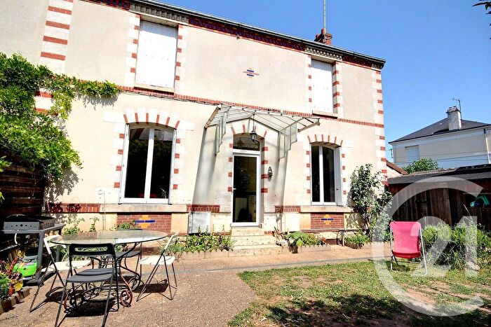 Blois, Vienne, Bas-Rivière : Maison 6 pièces à vendre