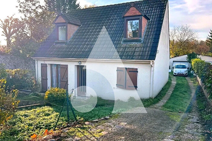 Maison à vendre - Mouroux - 4 pièces - 3 chambres