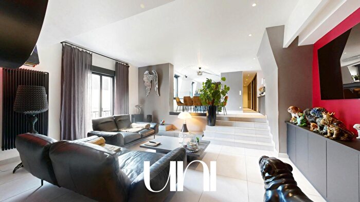 Appartement 5 pièces à Caen, Saint-Jean, à vendre
