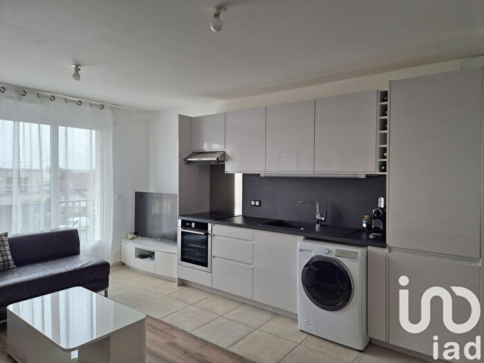 Appartement à vendre - Pontault-Combault, Mairie, Rouxel - 3 pièces - 2 chambres