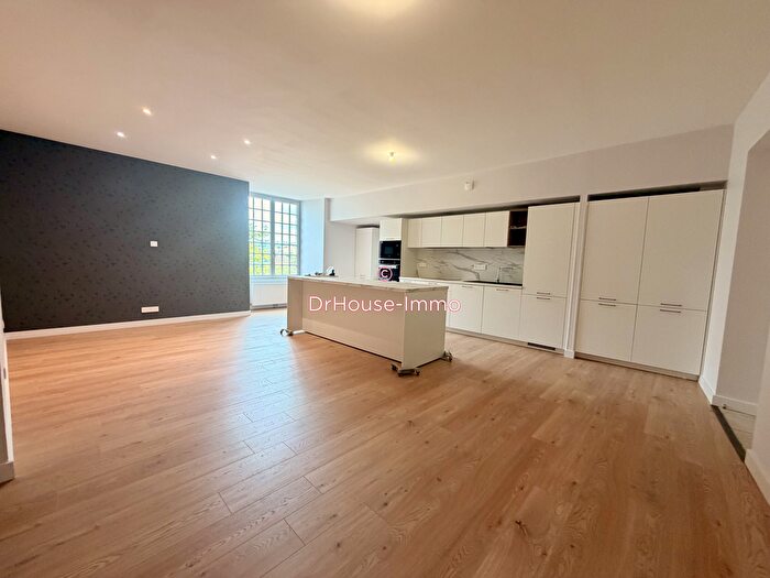 Cosnac : Appartement 2 pièces à vendre