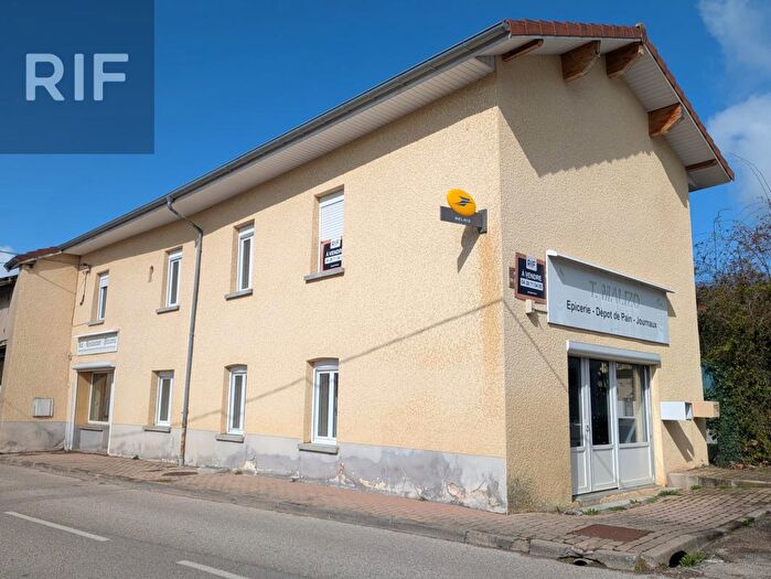 Maison à vendre - Ruy-Montceau - 6 pièces - 2 chambres