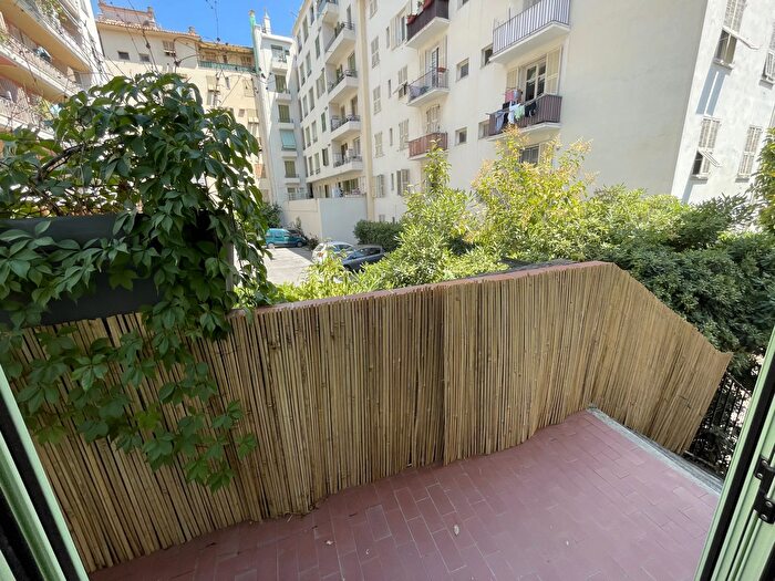 Appartement 1 pièce à Nice, Saint-Sylvestre, à vendre