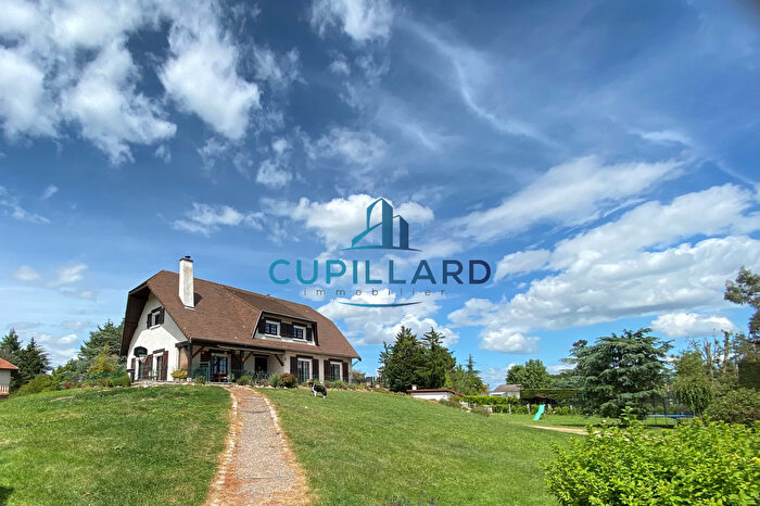 Maison à vendre - Ouches - 12 pièces - 8 chambres