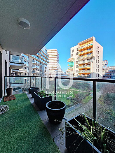 Asnières-sur-Seine, Coubertin : Appartement 4 pièces à vendre