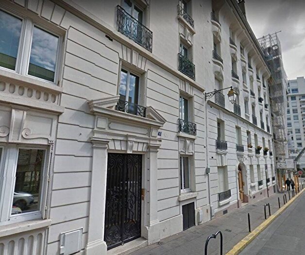 Appartement à louer - Hôtel de Ville, Courbevoie - 1 pièce