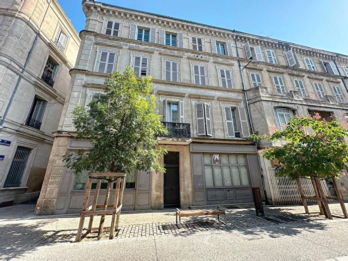 Appartement à vendre - Avignon, Palais des Papes, Zone Piétonne - 3 pièces - 2 chambres