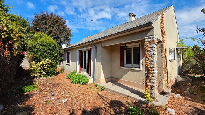 Orléans, La Madeleine, Saint-Laurent : Maison 4 pièces à vendre