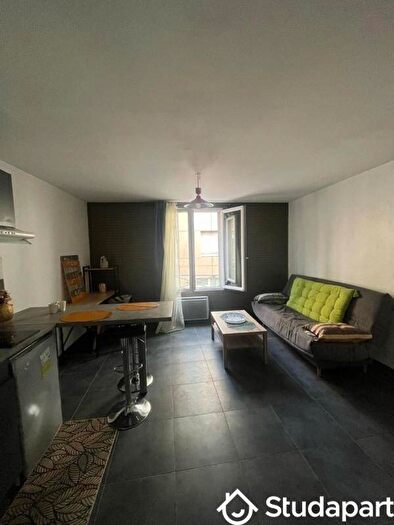 Appartement à louer - Trois Quartiers-Centre Ville, Poitiers - 1 pièce