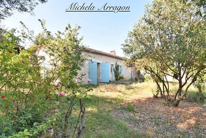 Saint-Antoine-de-Ficalba : Maison 4 pièces à vendre