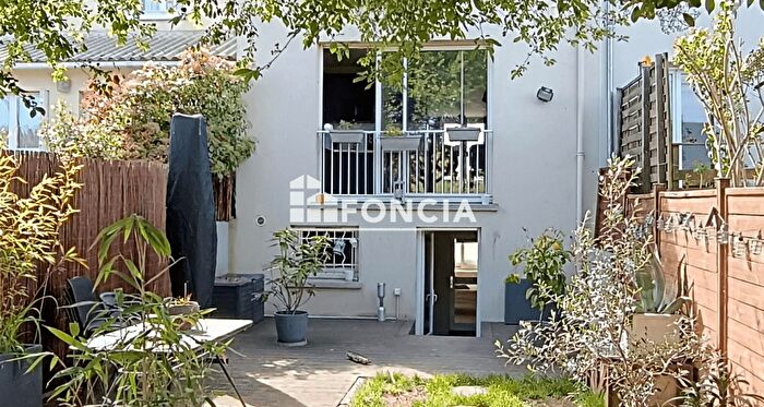 Maison à vendre - Tours, Beaujardin - 4 pièces - 2 chambres