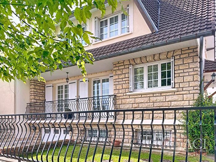 Maison à vendre - Arnouville - 5 pièces - 3 chambres