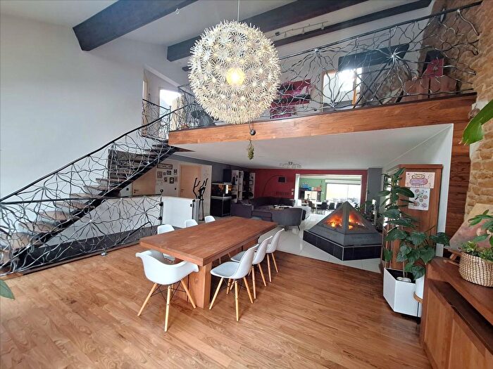 Maison 9 pièces à Tellancourt, à vendre