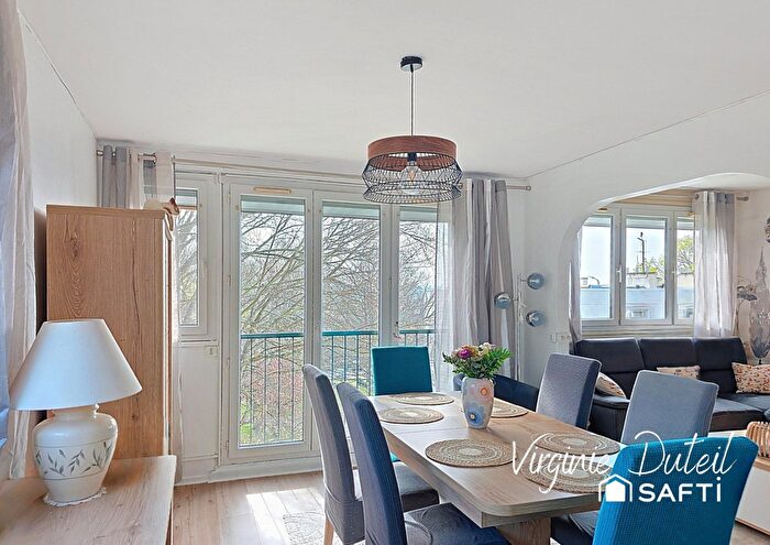 Appartement à vendre - Villiers-sur-Orge - 5 pièces - 3 chambres