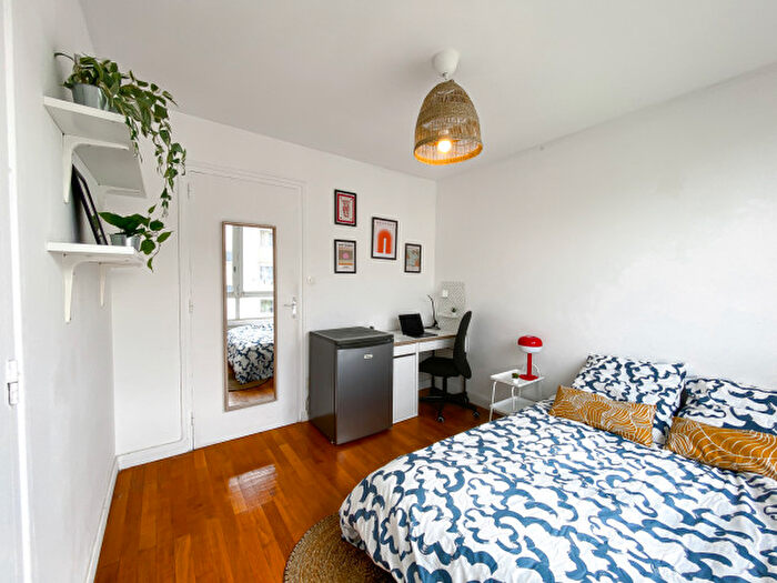 Appartement à louer - Lyon e , Gerland - 4 pièces - 4 chambres