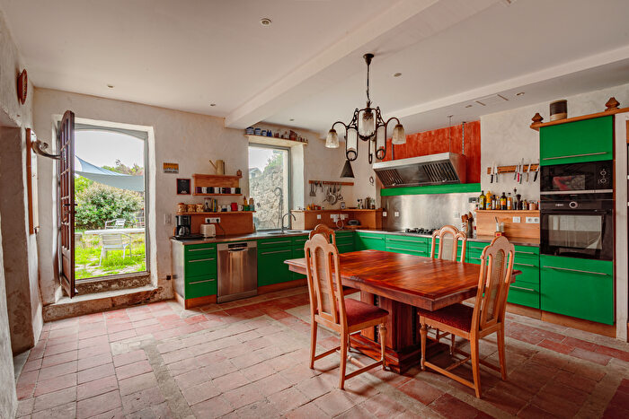 Maison 10 pièces à vendre à Sorde-l'Abbaye