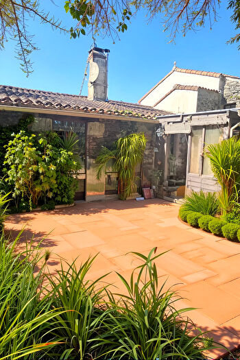 Maison à vendre - Mareuil-sur-Lay-Dissais - 6 pièces - 4 chambres