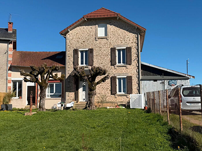 Maison à vendre - Châteauponsac - 10 pièces - 4 chambres