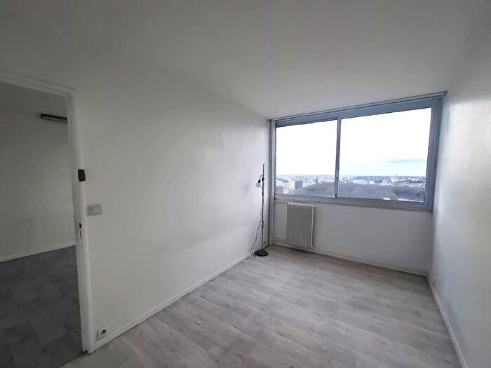 Appartement à vendre - Paris e  - 2 pièces - 1 chambre