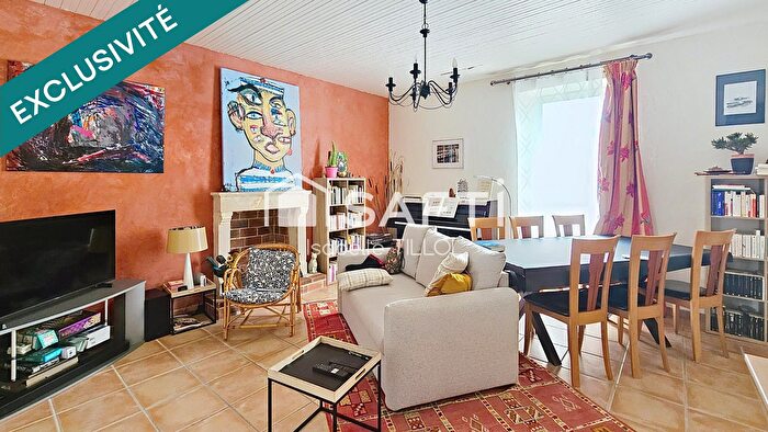 Saint-Michel-en-lHerm : Maison 3 pièces à vendre