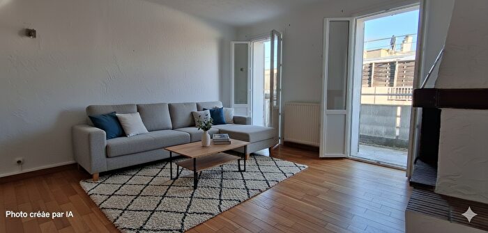 Maison à vendre - Vallauris, Centre-ville - 6 pièces - 3 chambres