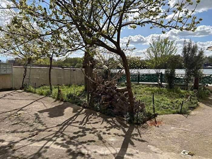 Maison à louer - Bernard de Palissy, Villeneuve-Saint-Georges - 3 pièces - 2 chambres