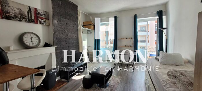 Appartement à louer - Pau, Centre-ville - 1 pièce