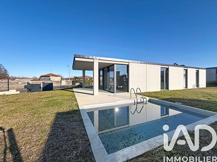 Maison à louer - Saint-Sever - 5 pièces - 3 chambres