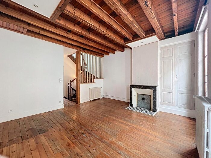 Appartement à louer - Agen, Gare - 3 pièces - 2 chambres