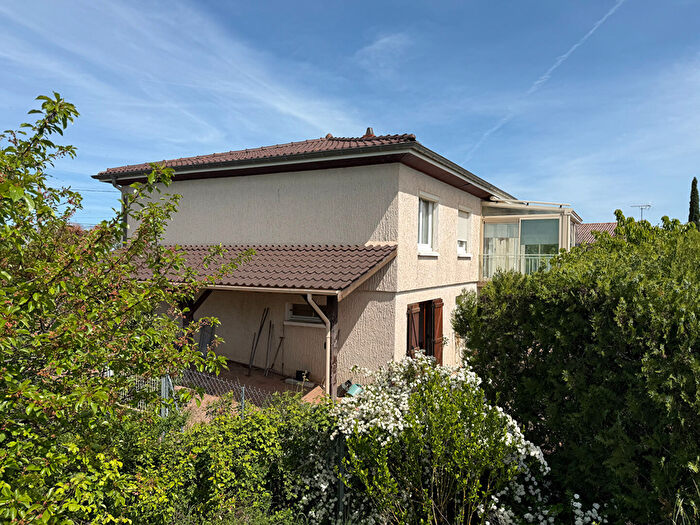 Maison à vendre - Saint-Étienne-la-Varenne - 6 pièces - 4 chambres