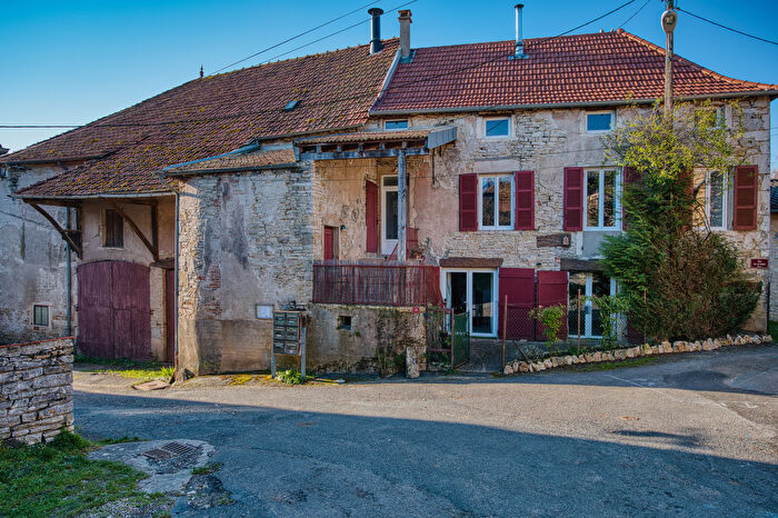Maison à vendre - Cruzille - 4 pièces - 3 chambres
