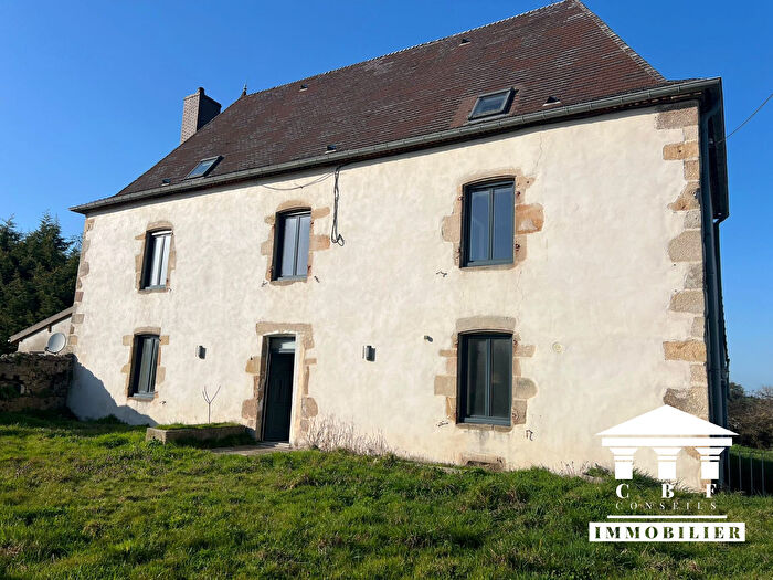 Saint-Romain-sous-Gourdon - Maison 8 pièces à vendre