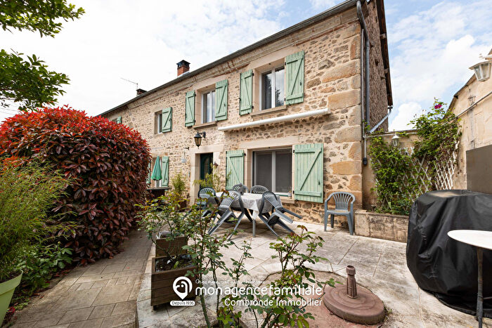 Maison à vendre - Saint-Priest-des-Champs - 13 pièces - 4 chambres