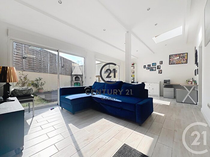 Appartement à vendre - Gagny, Les Abesses - 4 pièces - 2 chambres