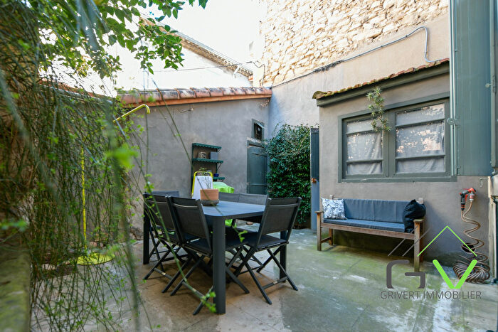 Maison à vendre - Nîmes - 5 pièces - 3 chambres