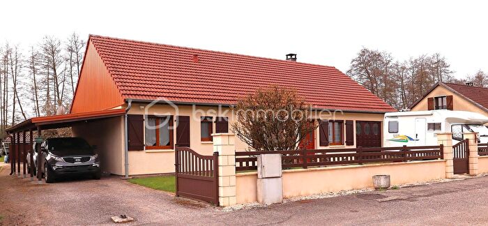 Maison 4 pièces à vendre à Jasney