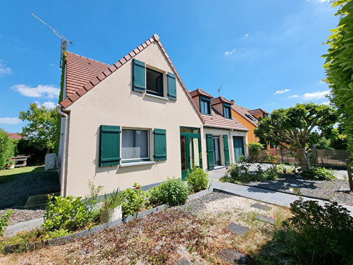 Maison à vendre - Vaux-le-Pénil - 7 pièces - 5 chambres