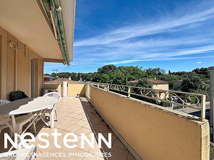 Appartement 5 pièces à vendre - Salon-de-Provence, Hautes Viougues, Saint-Come, Pavillon