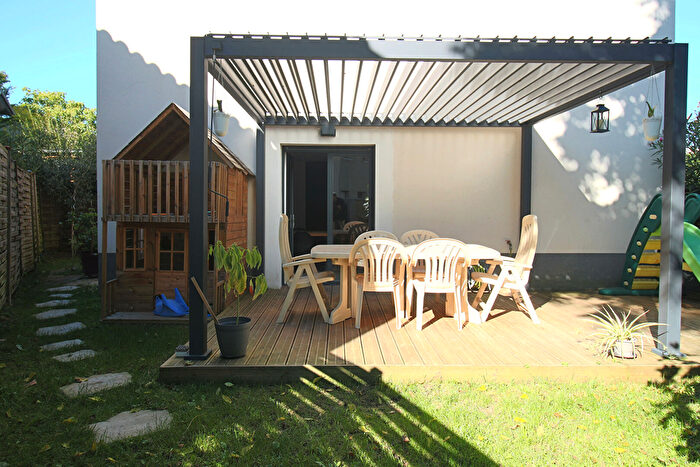 Maison à vendre - Cenon, Marègue - 4 pièces - 3 chambres