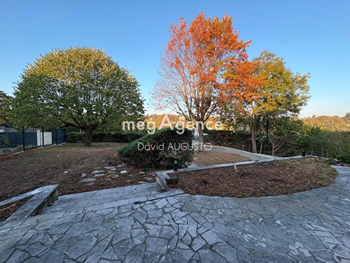 Maison 5 pièces à Tassin-la-Demi-Lune, L'Aigas, Grand Bois, Meginand, à vendre